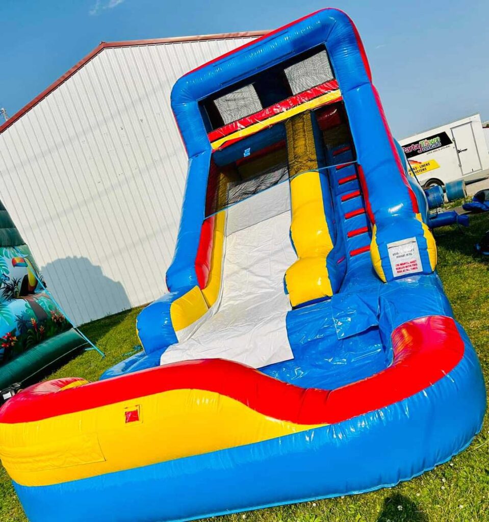 Slide N' Splash with Detachable Pool - Party Town Rentals